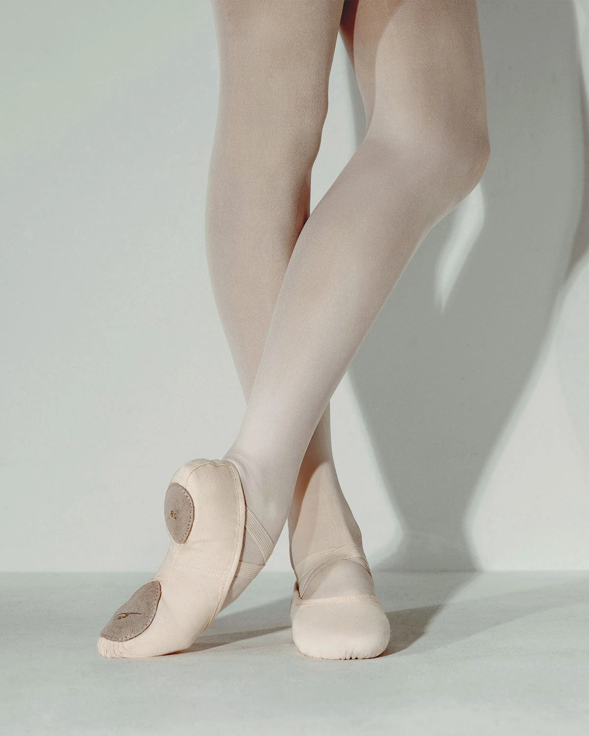 Dance Shoes – relevé dance collective